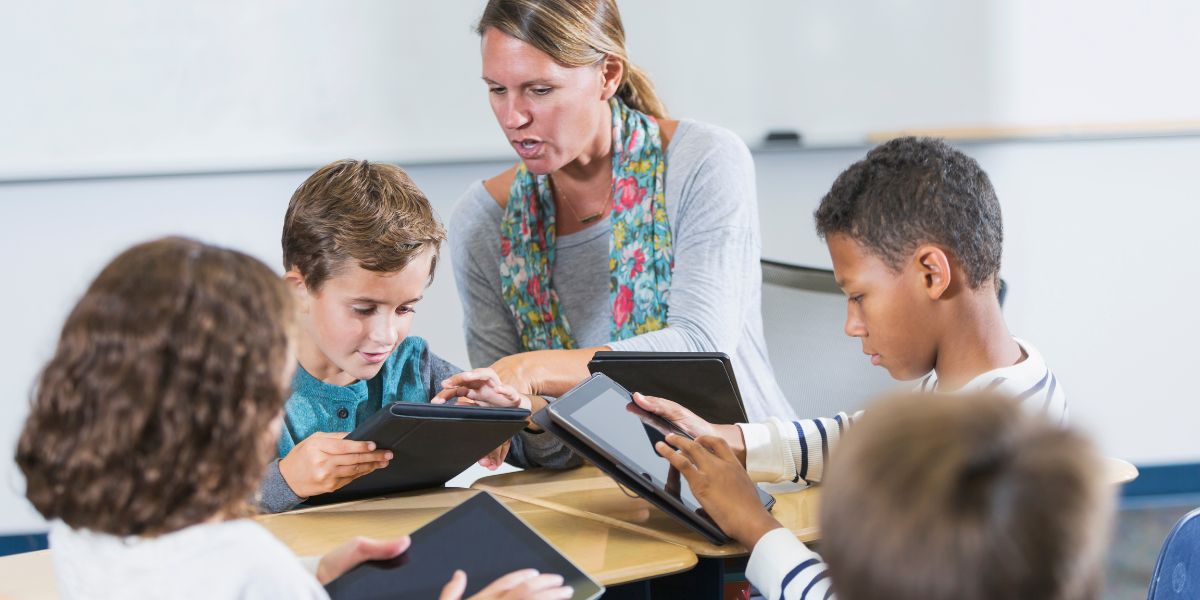 Pourquoi le numérique à l’école ? – Le Numerique Facile